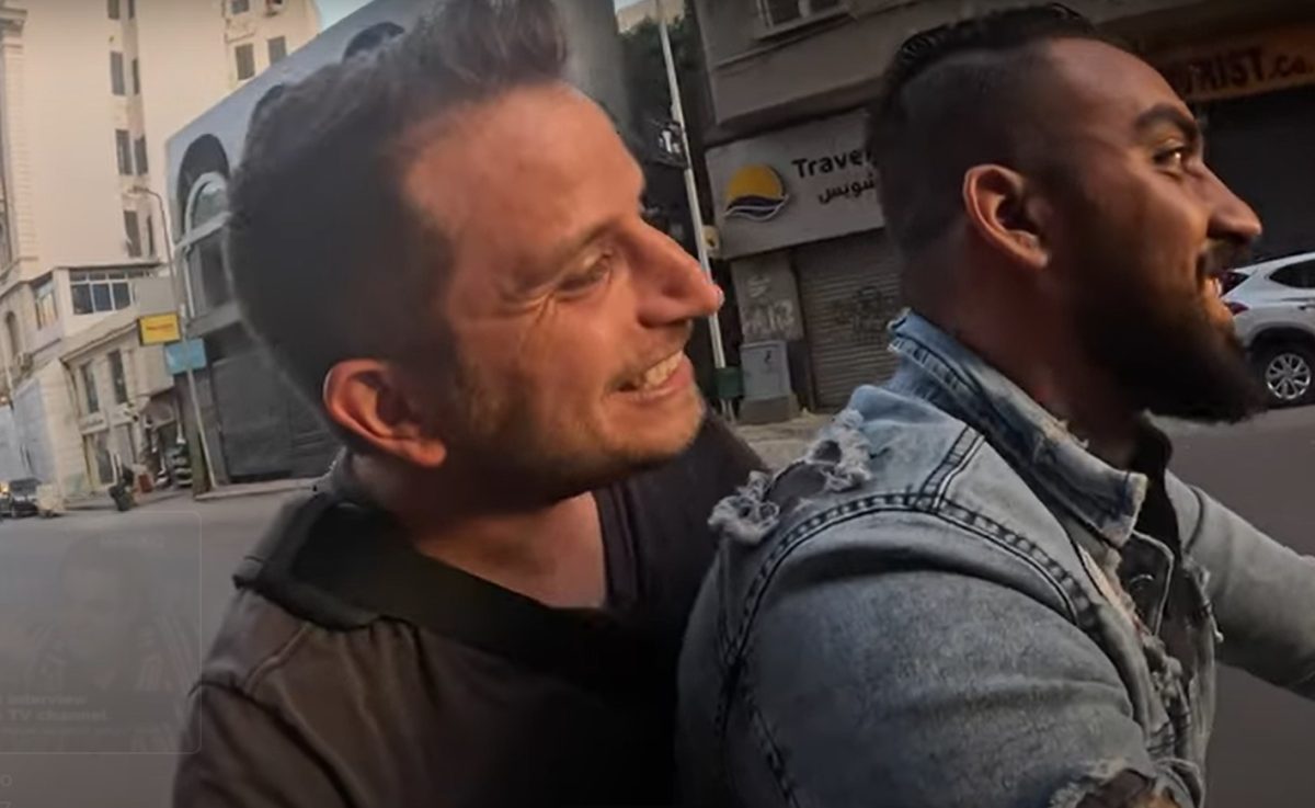 Surprising Encounter: Egyptian Uber Scooter Driver and Israeli Tourist - Watan
