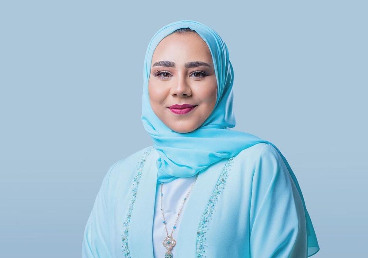 ميان بنت شهاب بن طارق زوجة ذي يزن بن هيثم في أول جلسة تصوير رسمية لها ...